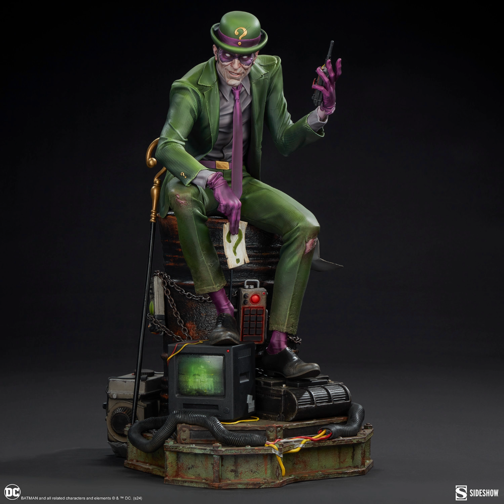 THE RIDDLER™ Premium Format™ Figure – DC Shop